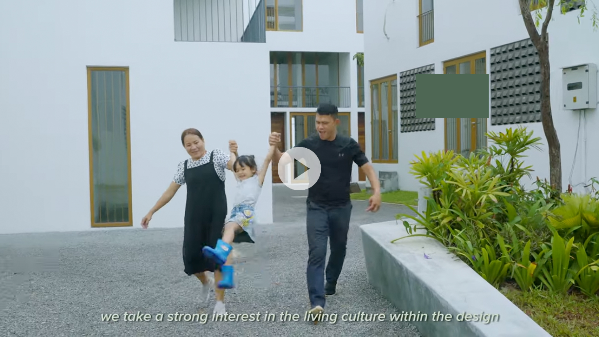 សក្ខីកម្ម៖ គ្រួសារលោក ថមមី ចូលចិត្តការចែករំលែកជាមួយអ្នកភូមិផង ...